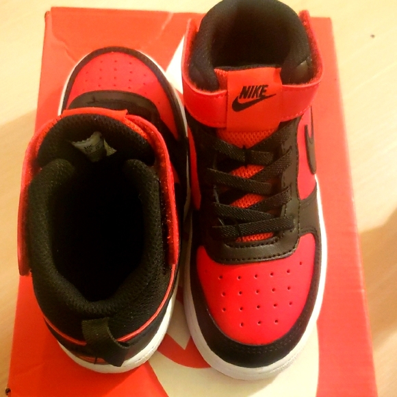 Nike | Shoes | Nike Kids Red And Black Sneakers | Poshmark